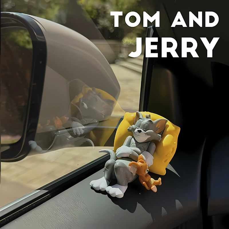 CarCharm 1+1 FREE: Tom And Jerry Playful Dashboard Ornament – Emiblue | everything for a smile